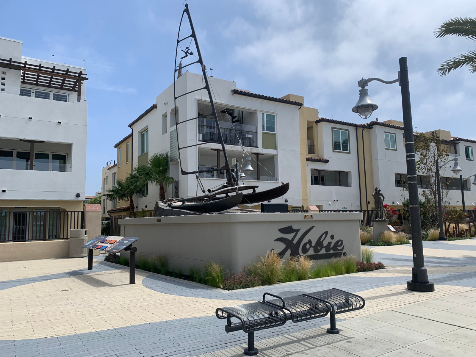 Hobie Memorial’s Bronze Statue and Rustic Color Solution | Natina